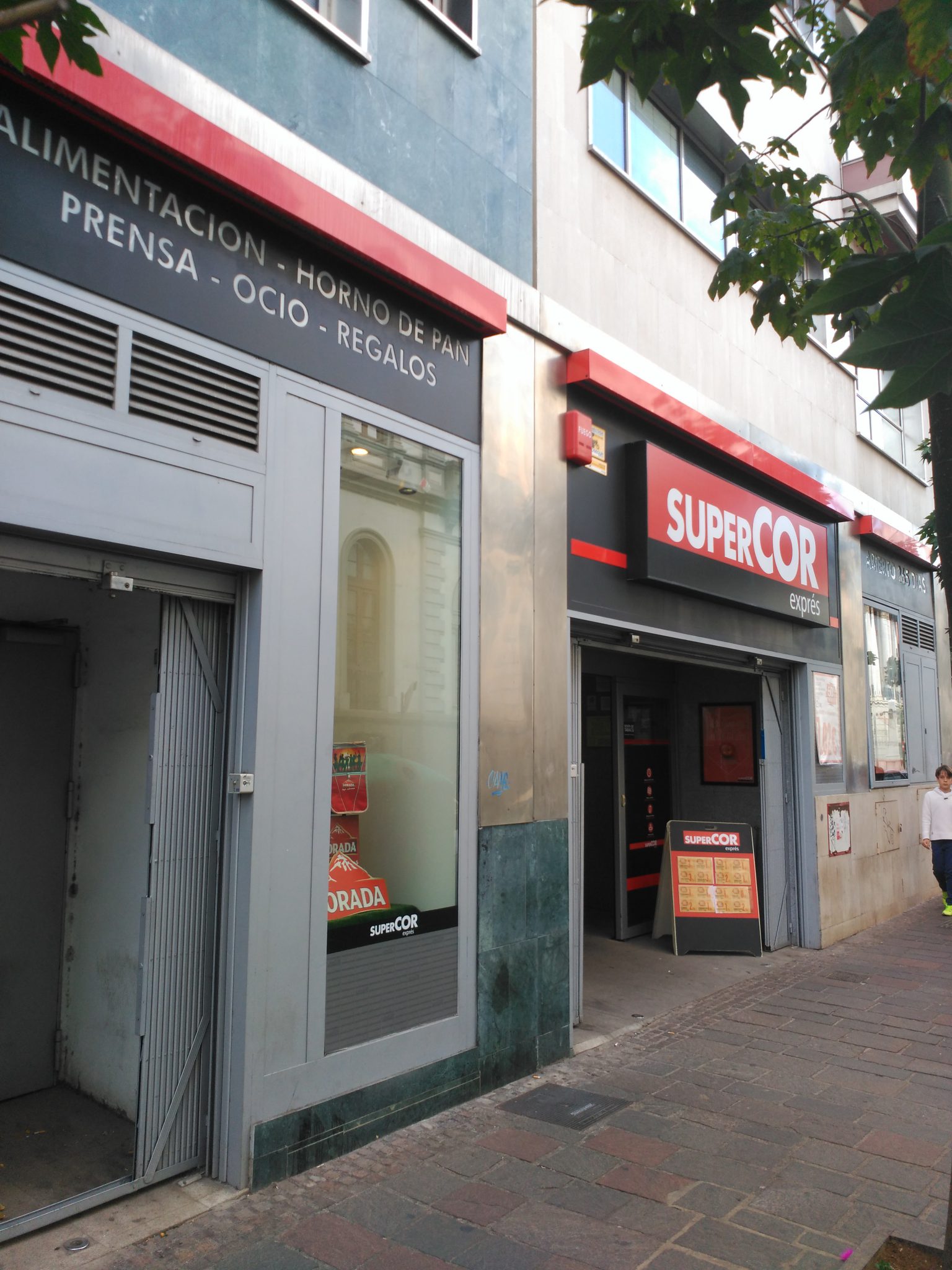 SUPERCOR EXPRES MÉNDEZ NÚÑEZ, SANTA CRUZ DE TENERIFE.